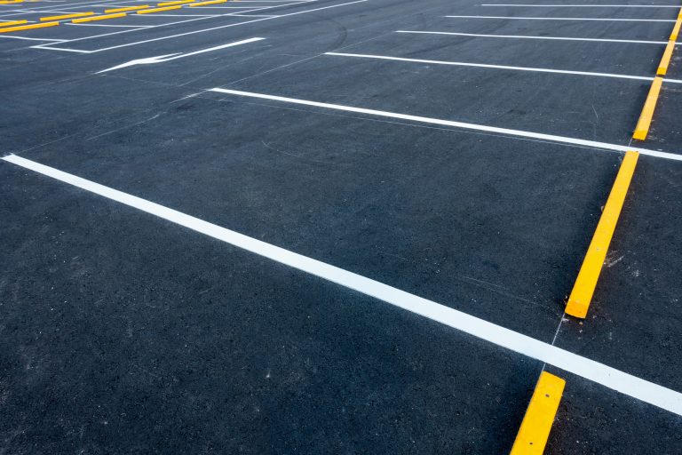 Parking On A New Asphalt Driveway (3 Essential Guidelines)